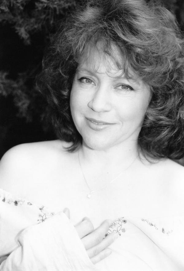 Lisa Layne biography | Last.fm