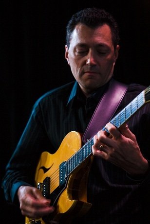 Vinny Valentino biography | Last.fm