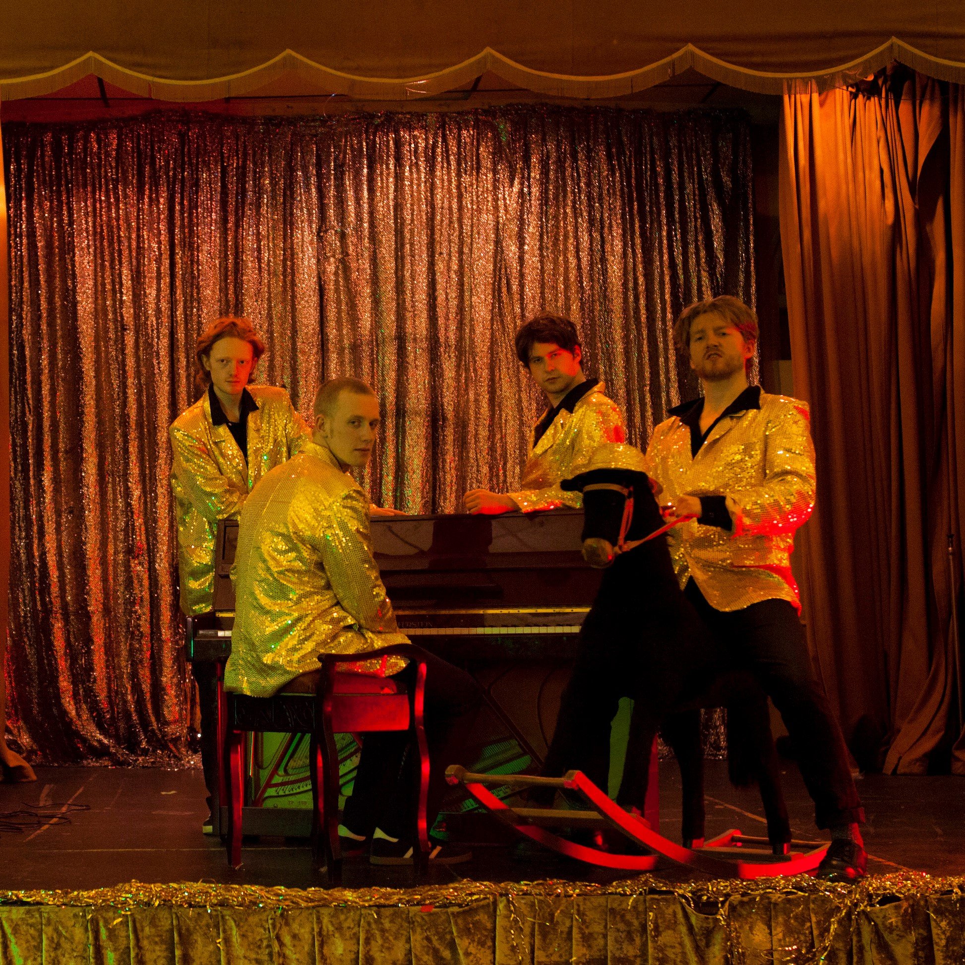 Horsey music, videos, stats, and photos | Last.fm