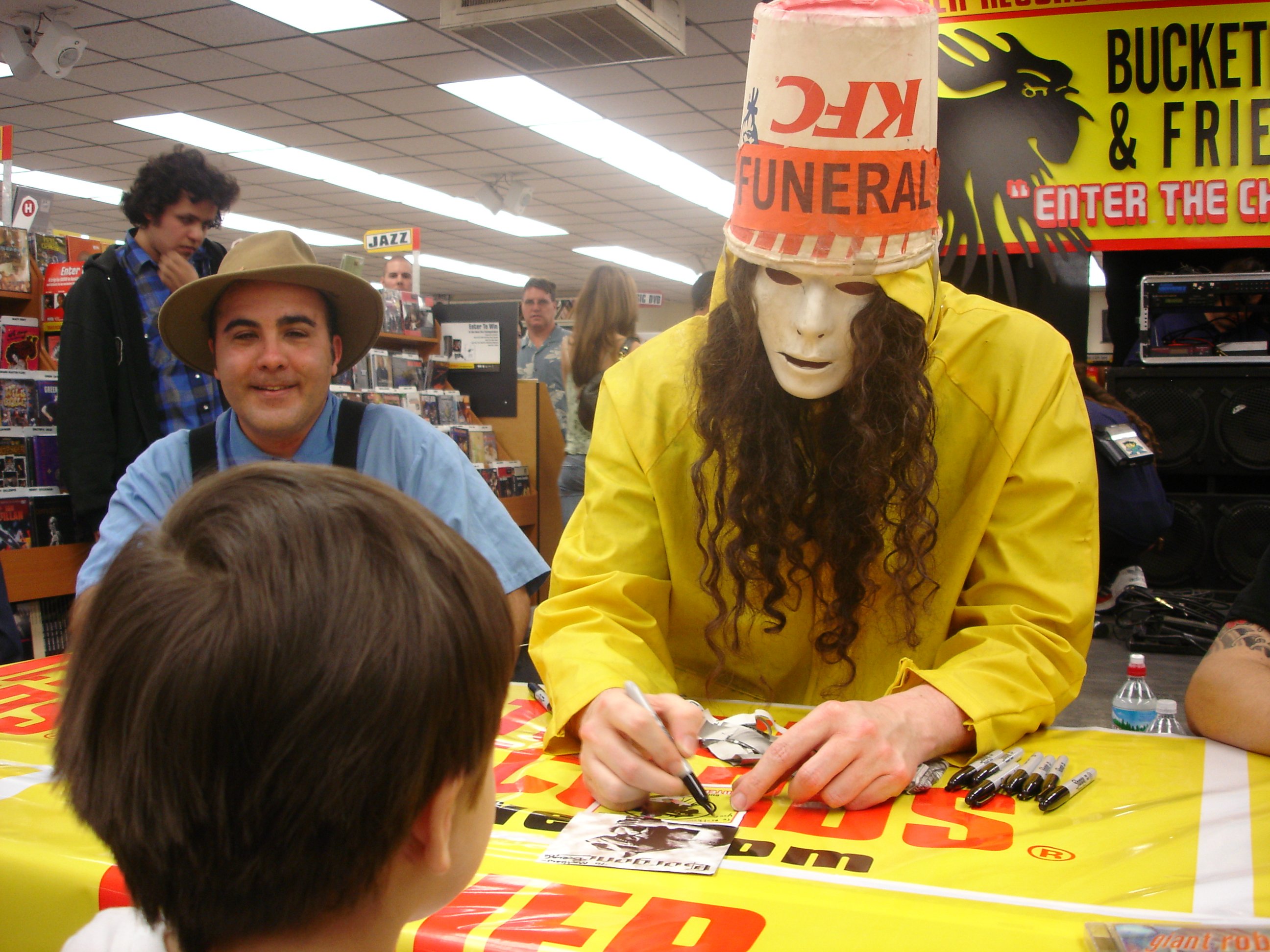 Buckethead Fingers