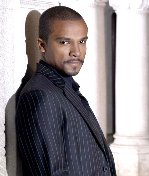 Idade, cidade natal e biografia de Alexandre Pires | Last.fm