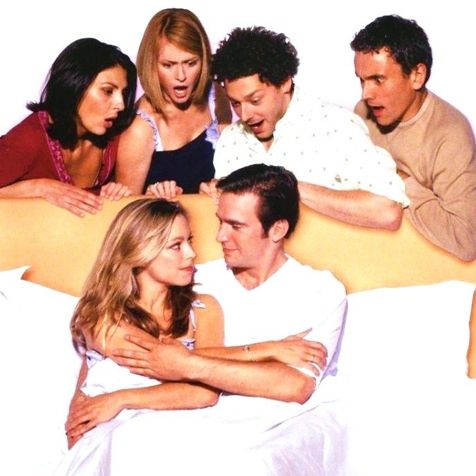 Coupling music, videos, stats, and photos | Last.fm