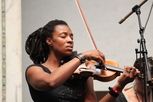 Mazz Swift biography | Last.fm