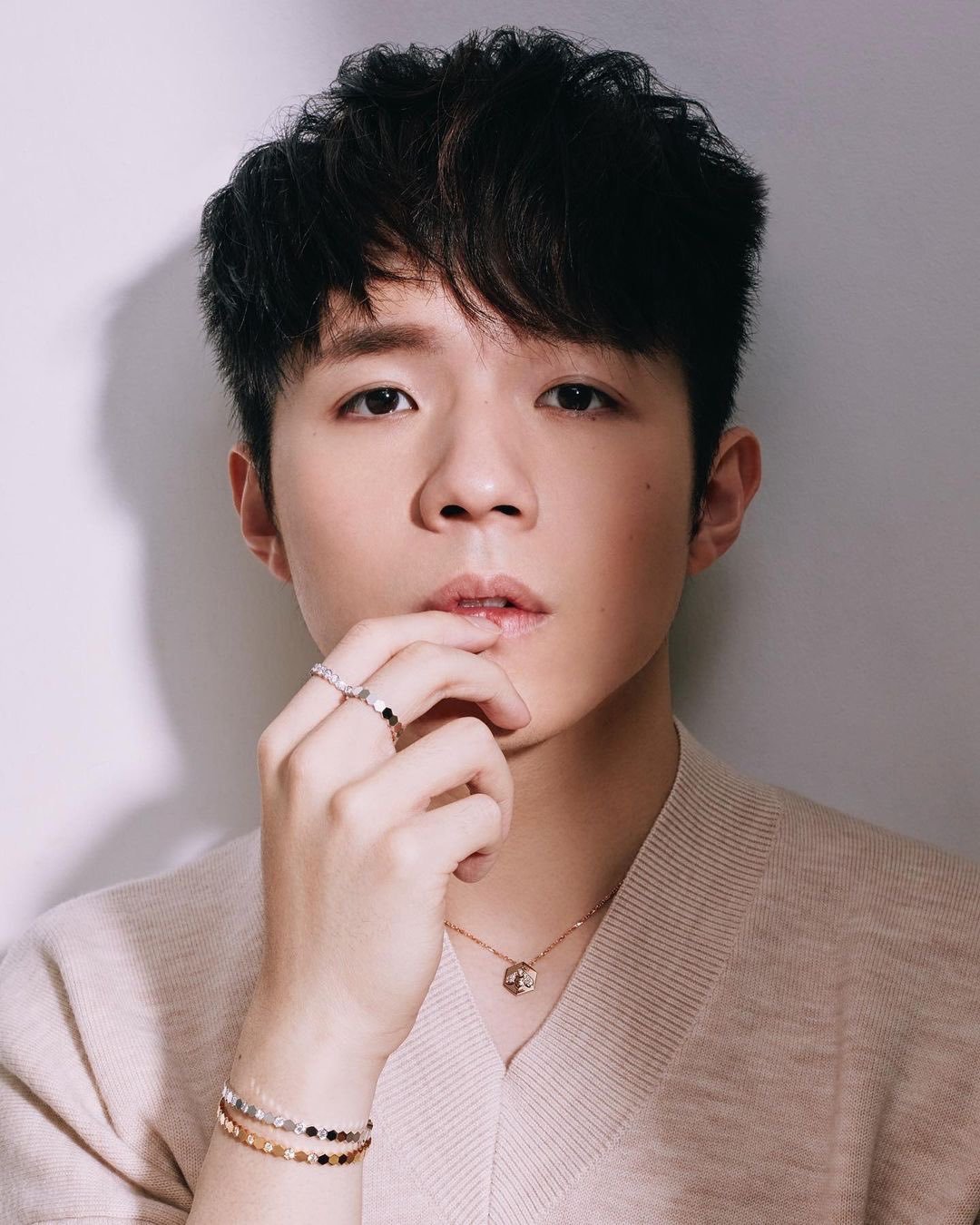 Ian Chan's Instagram, Twitter & Facebook on IDCrawl