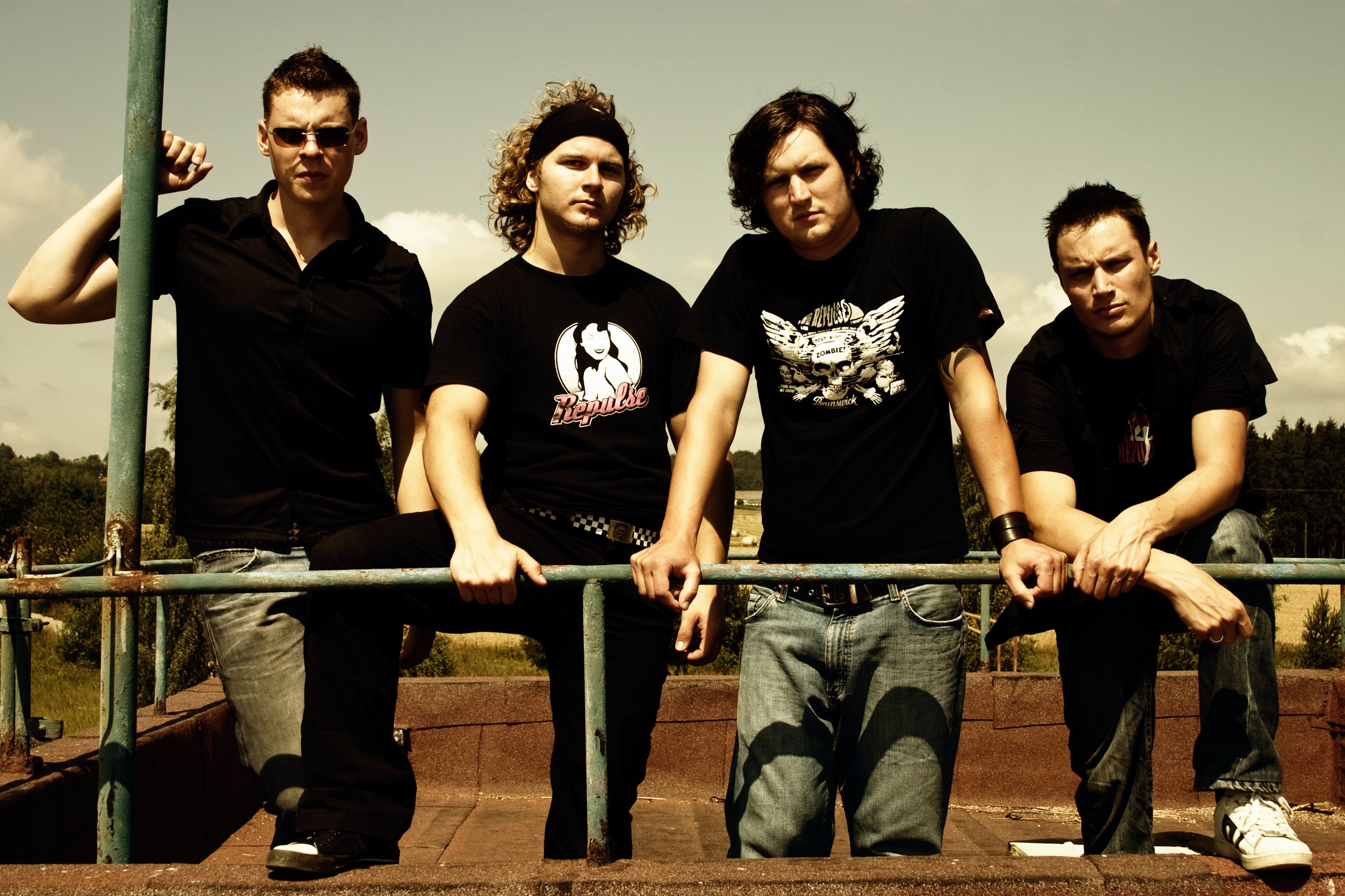X-Core music, videos, stats, and photos | Last.fm